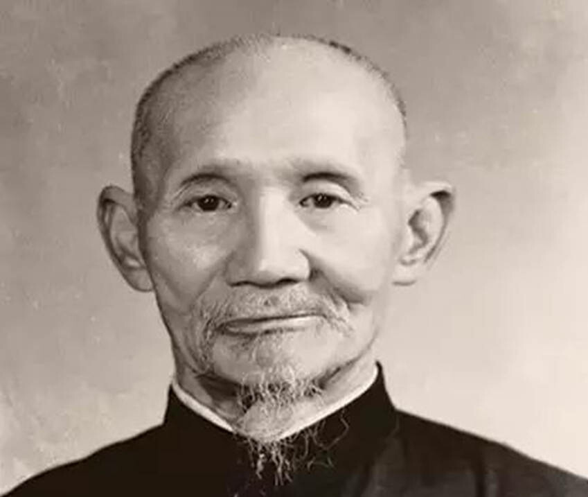 Contain the Chest and Raise the Back by Niu Chunming - Taiji Academy Online